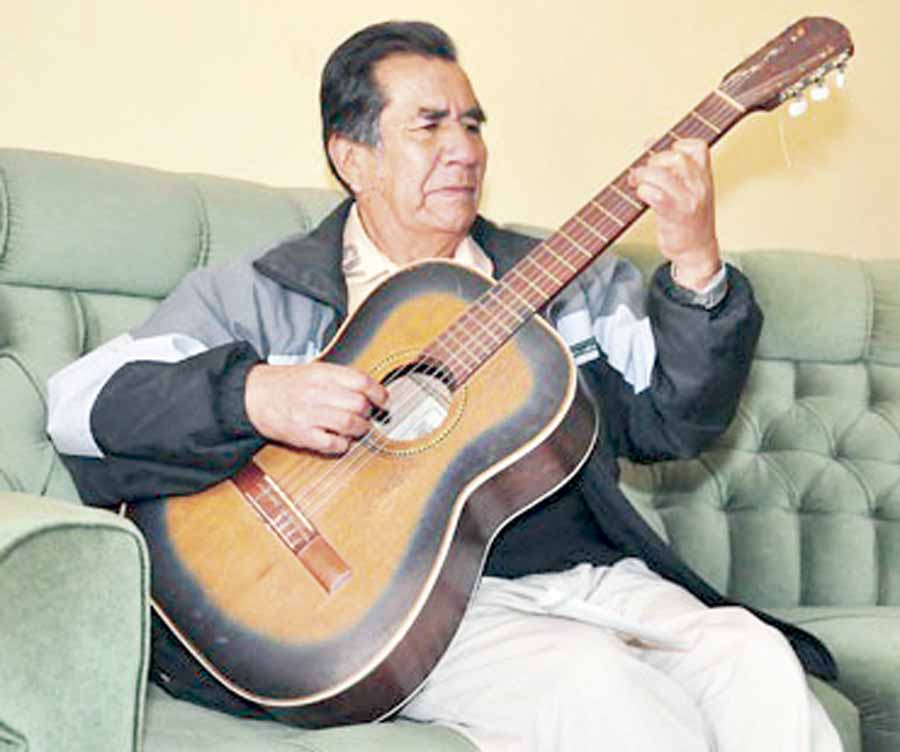 Raúl Castillo, compositor del tema "Mamita Candelaria" falleció a los ...